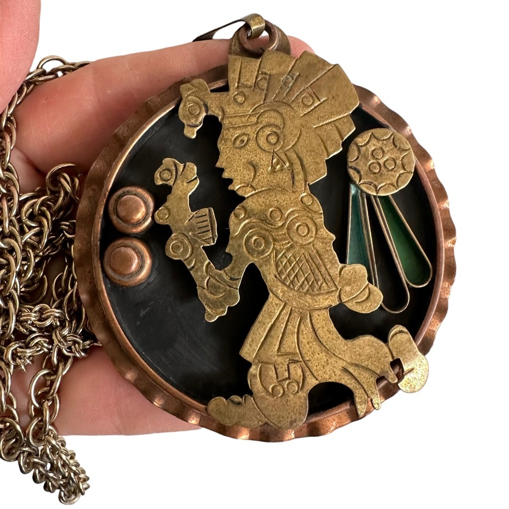 Vintage Aztec Mayan Design Medallion - Gem